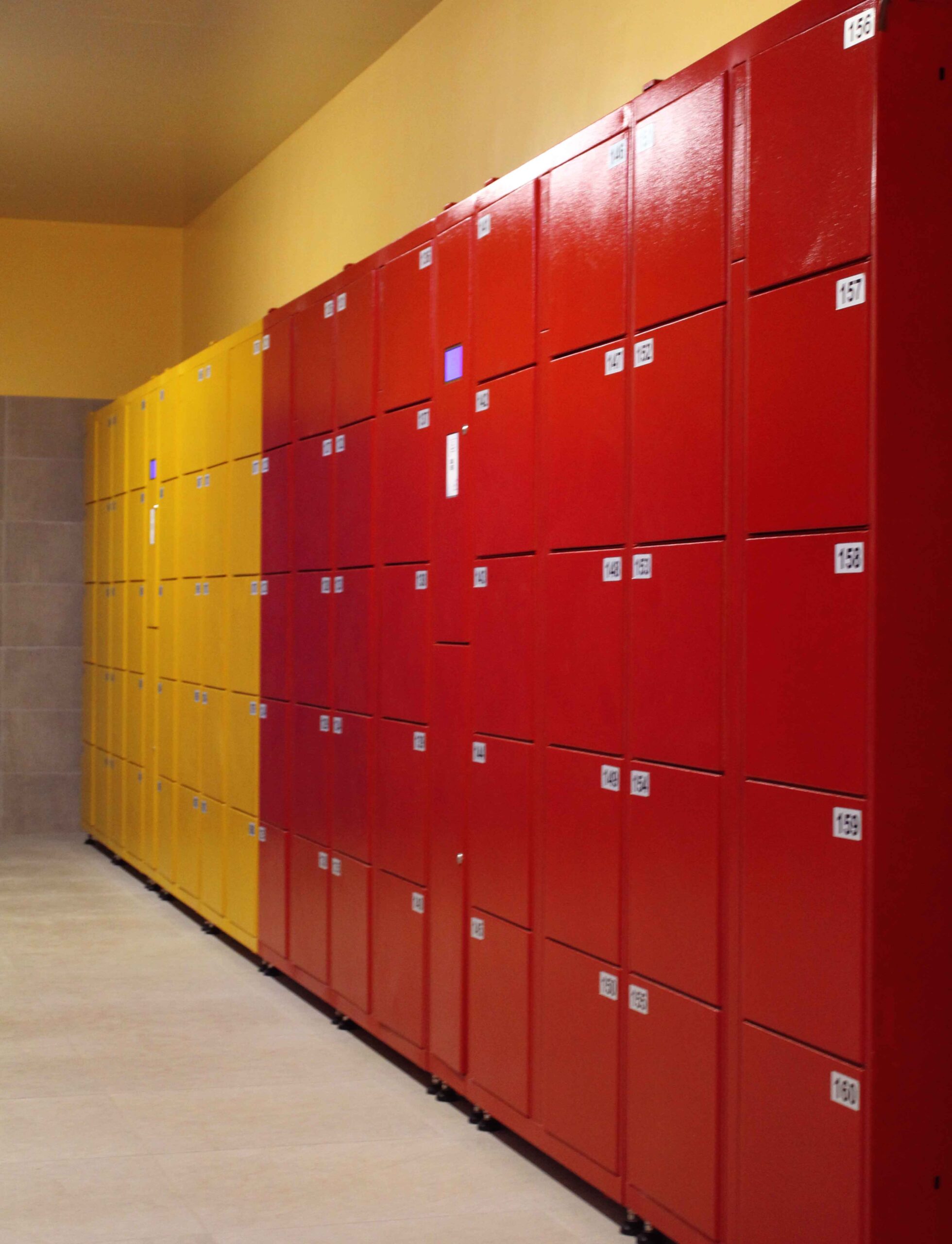 Waterpark Lockers - Smart Lockers